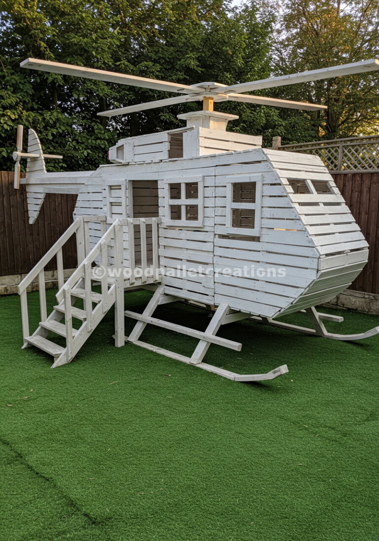 Wooden Pallet Playhouses: A Creative and Eco-Friendly Haven for Kids ...
